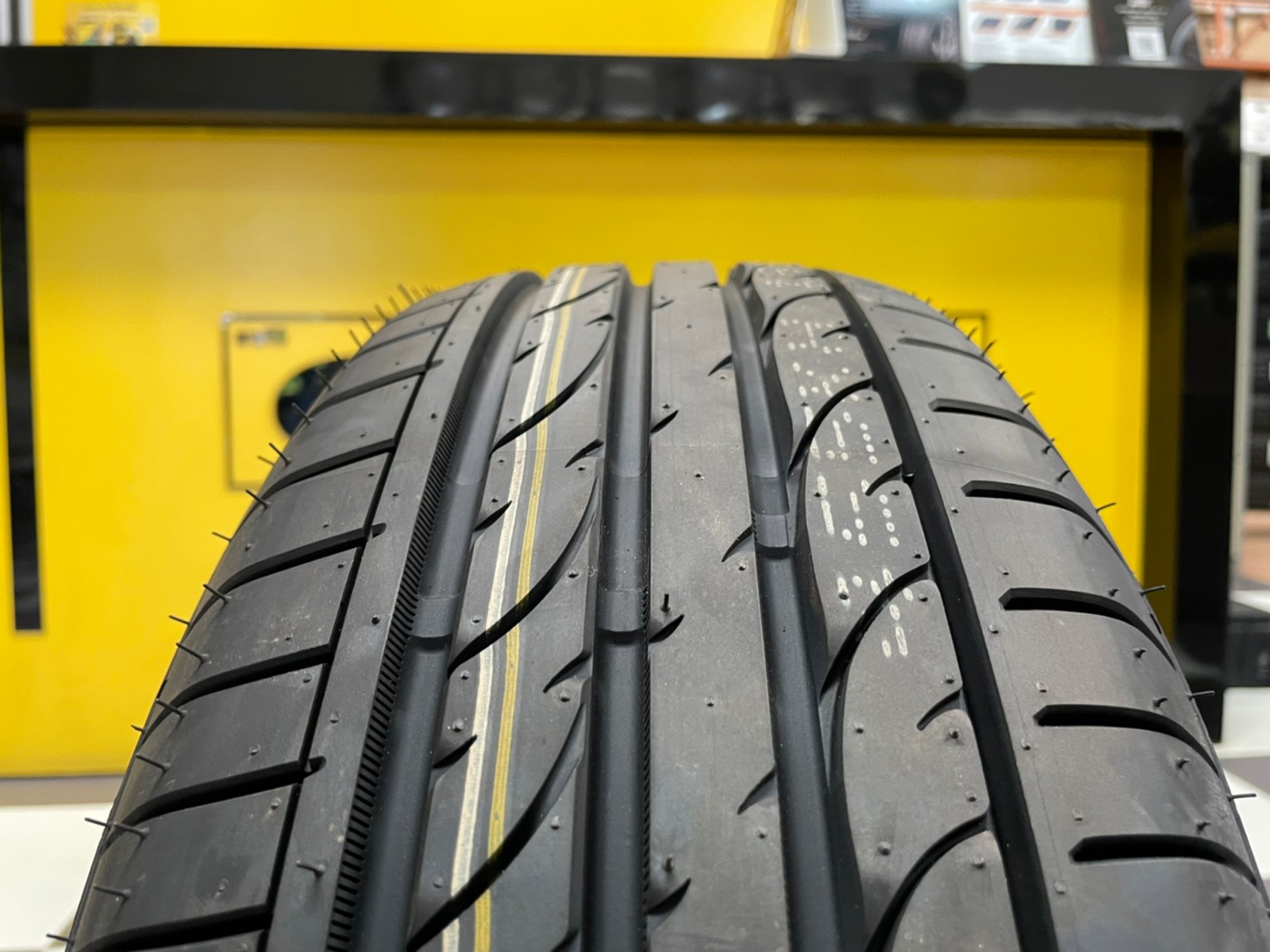 OTANI KC2000 215/45R17 ยางใหม่ปี2022 ราคาพิเศษพร้อมติดตั้งฟรี สามารถสอบถามเพิ่มเติมได้ค่ะ - เอ็ม ...