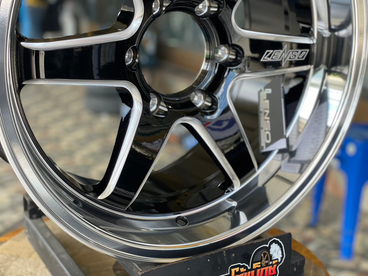 ล้อแม็กซ์ใหม่ขอบ18 Lenso D-1FC2 ล้อลายใหม่จากค่ายเลนโซ่ สเปค 18x9.5 ET+25 6x139.7สีดำขอบเงา ...