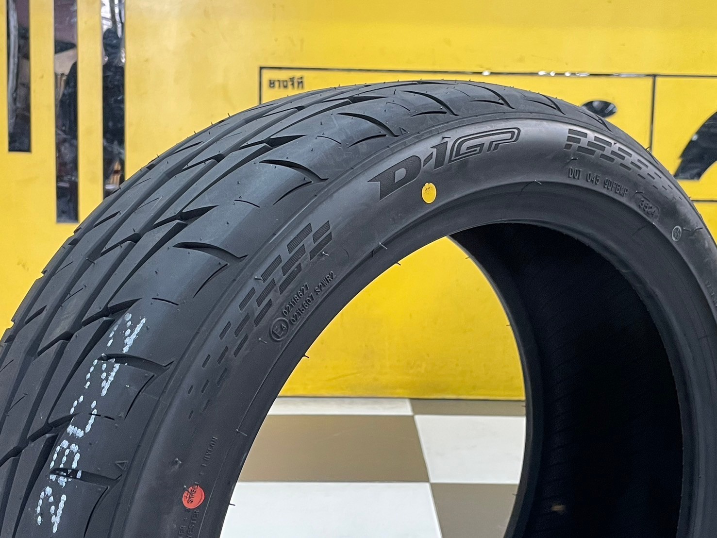 ยางเลนโซ่ D-1GP ปลุกเร้าความเร็วทุกการขับขี่ 🎯 SPEC ยางเลนโซ่ D1GP 🎯 215/45R17 ยางใหม่ปี2024 ...